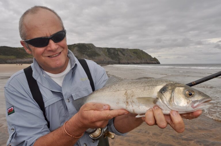 Welsh surf beach fishing - Fishing in Wales